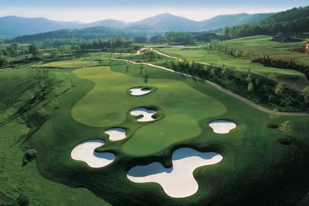 The Cliffs at Walnut Cove | Communities | Private Mountain Communities