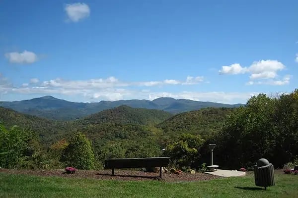 Poplar Ridge | Communities | Private Mountain Communities
